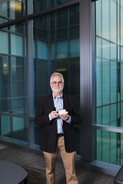 2014 Leaders in Health Care Awards: Achievement in Medical Devices ...